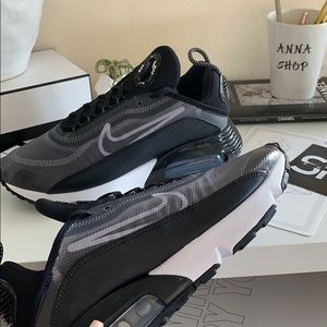 Nike | Shoes | Nwt Nike Air Max 290 Black | Poshmark
